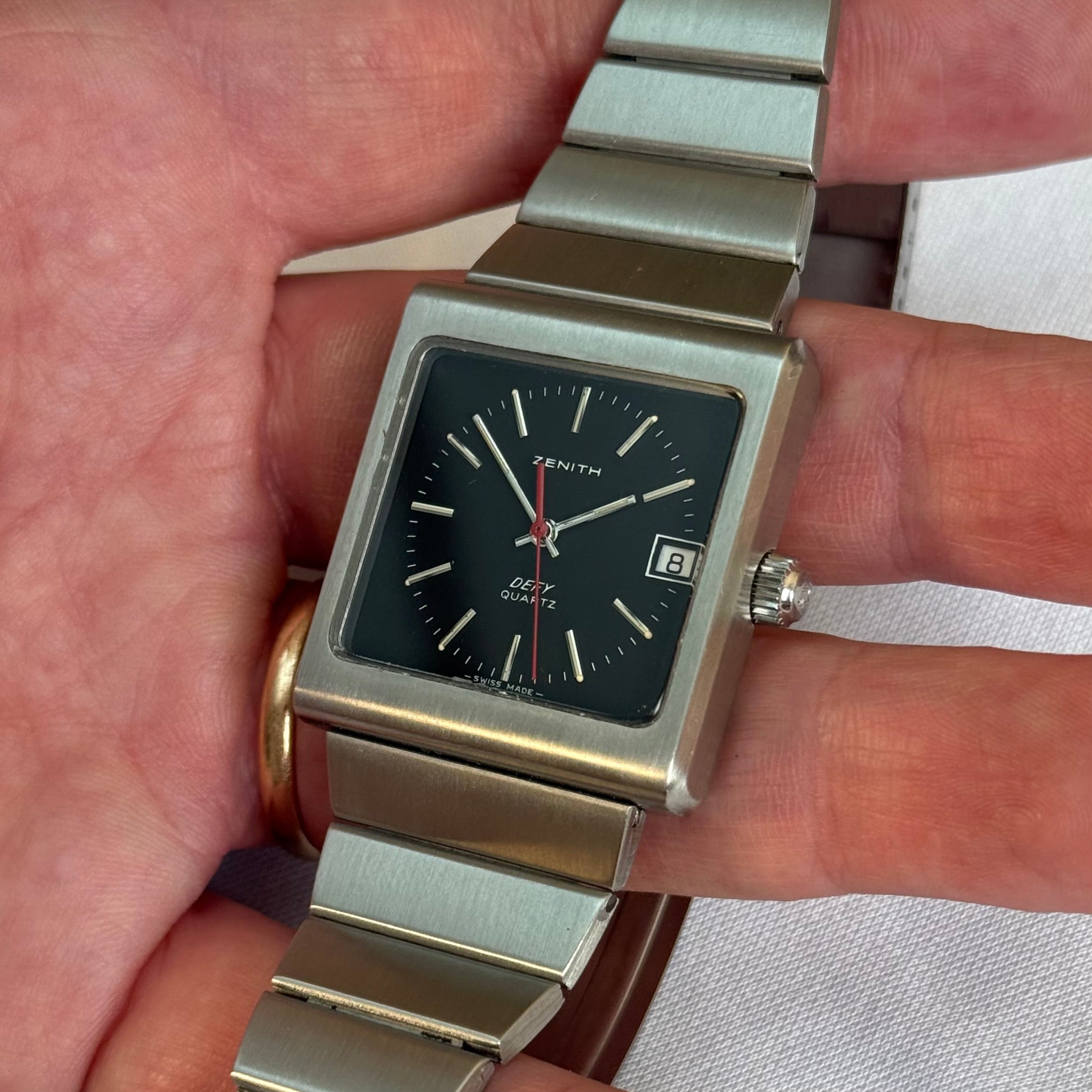 Zenith Defy Surf Quartz late 1970s square integrated case | Very ...