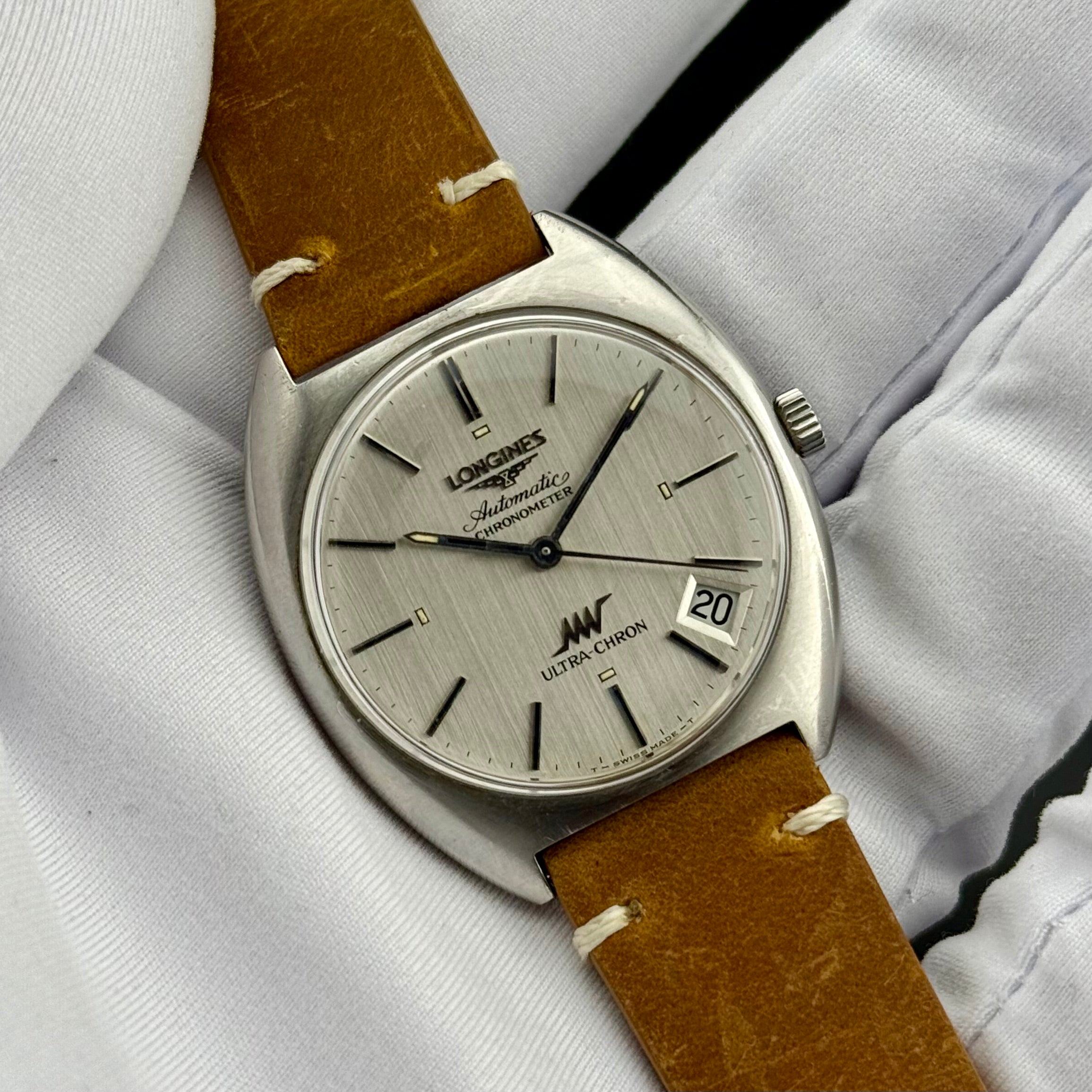 Longines Ultra Chron Chronometer 3202 1970s Silver | Very Vintage ...